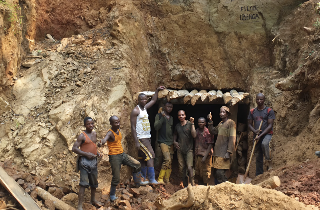 Linking Processing Plants to Artisanal Miners: How to ensure that the ...